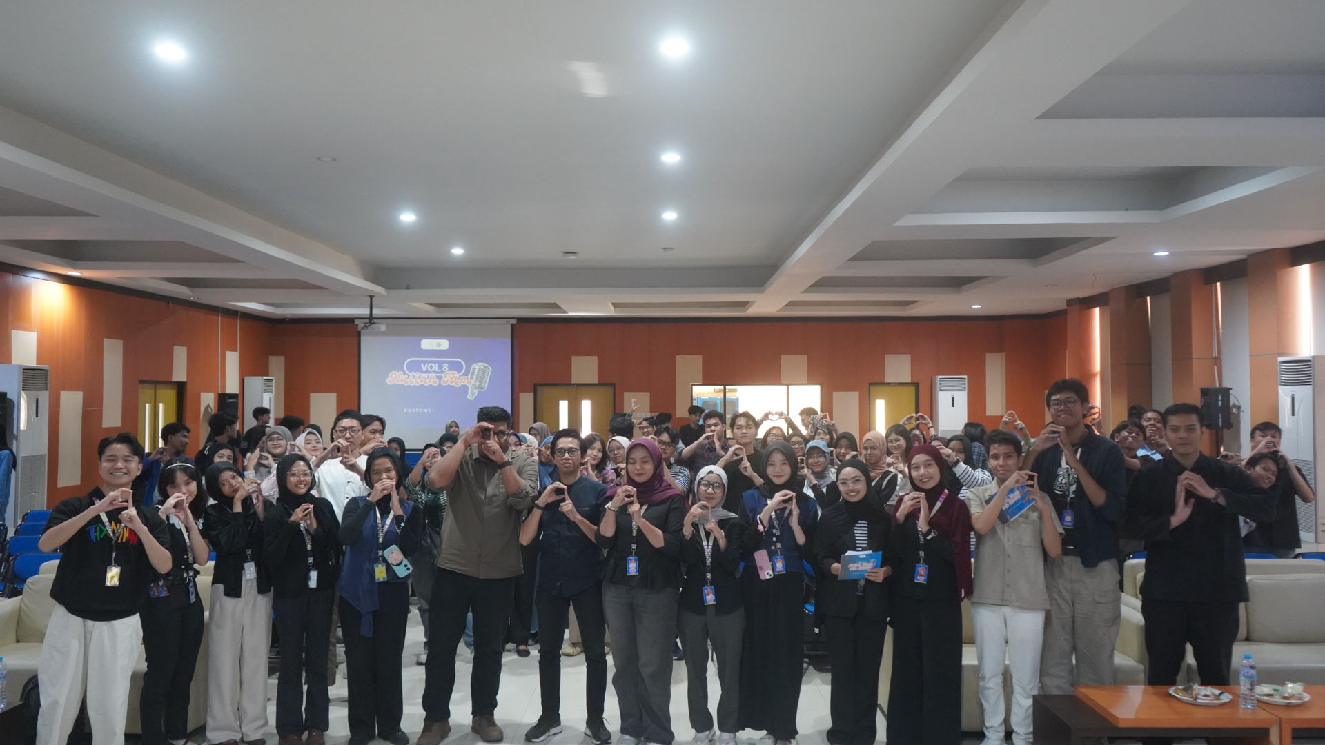 Mahasiswa Marcomm Ilmu Komunikasi UNESA Perdalam Customer Journey Lewat PR Class Vol. 8